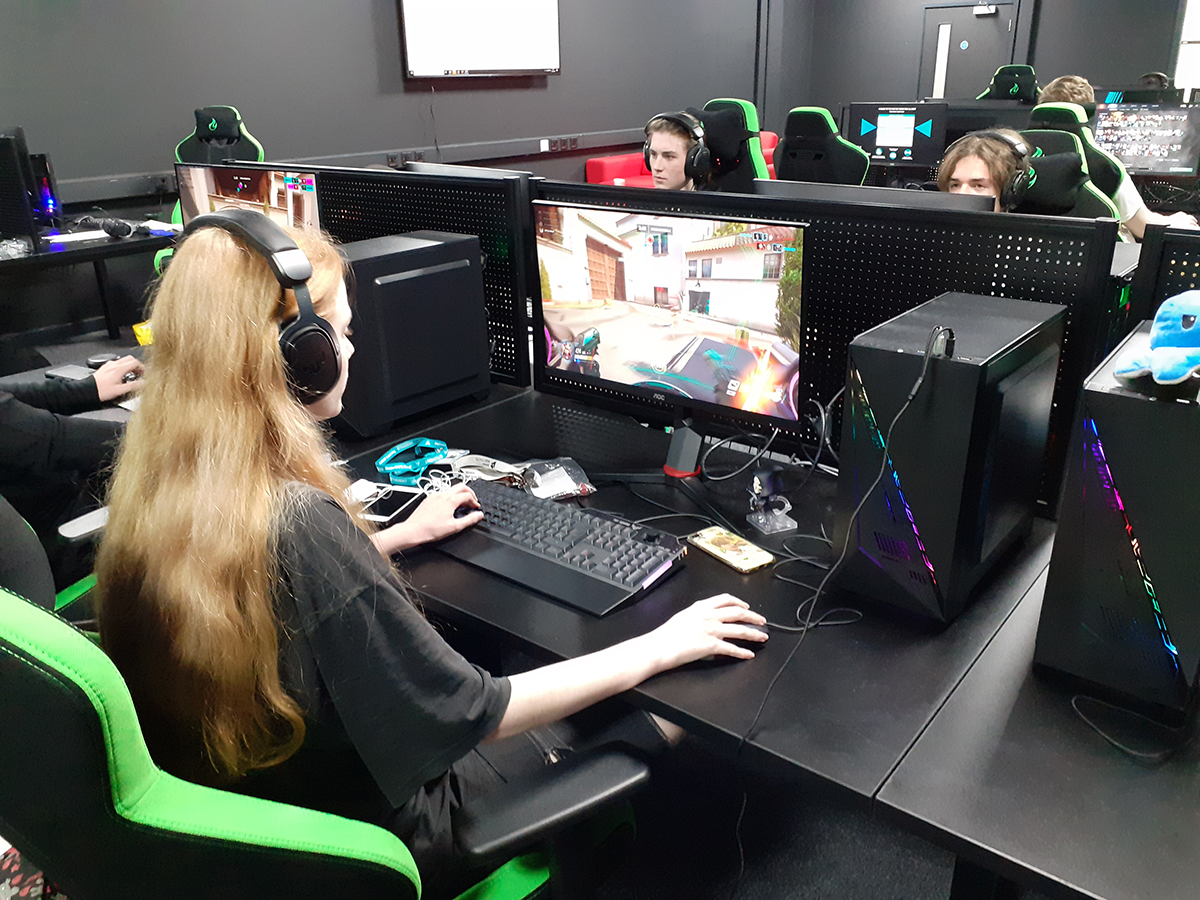 Guildford College launches exciting new Esports programme for September ...