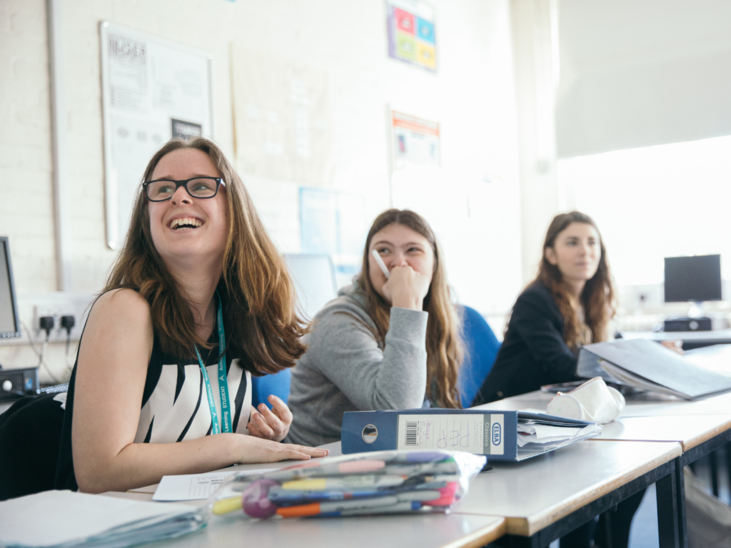 The benefits of staying in touch with your former college - Activate ...